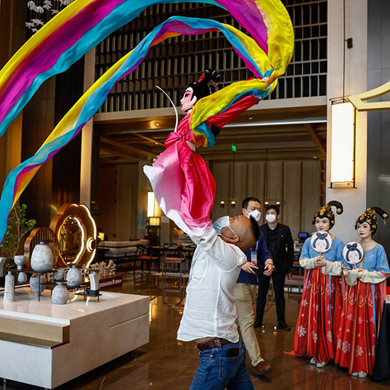Flying Dunhuang Dance