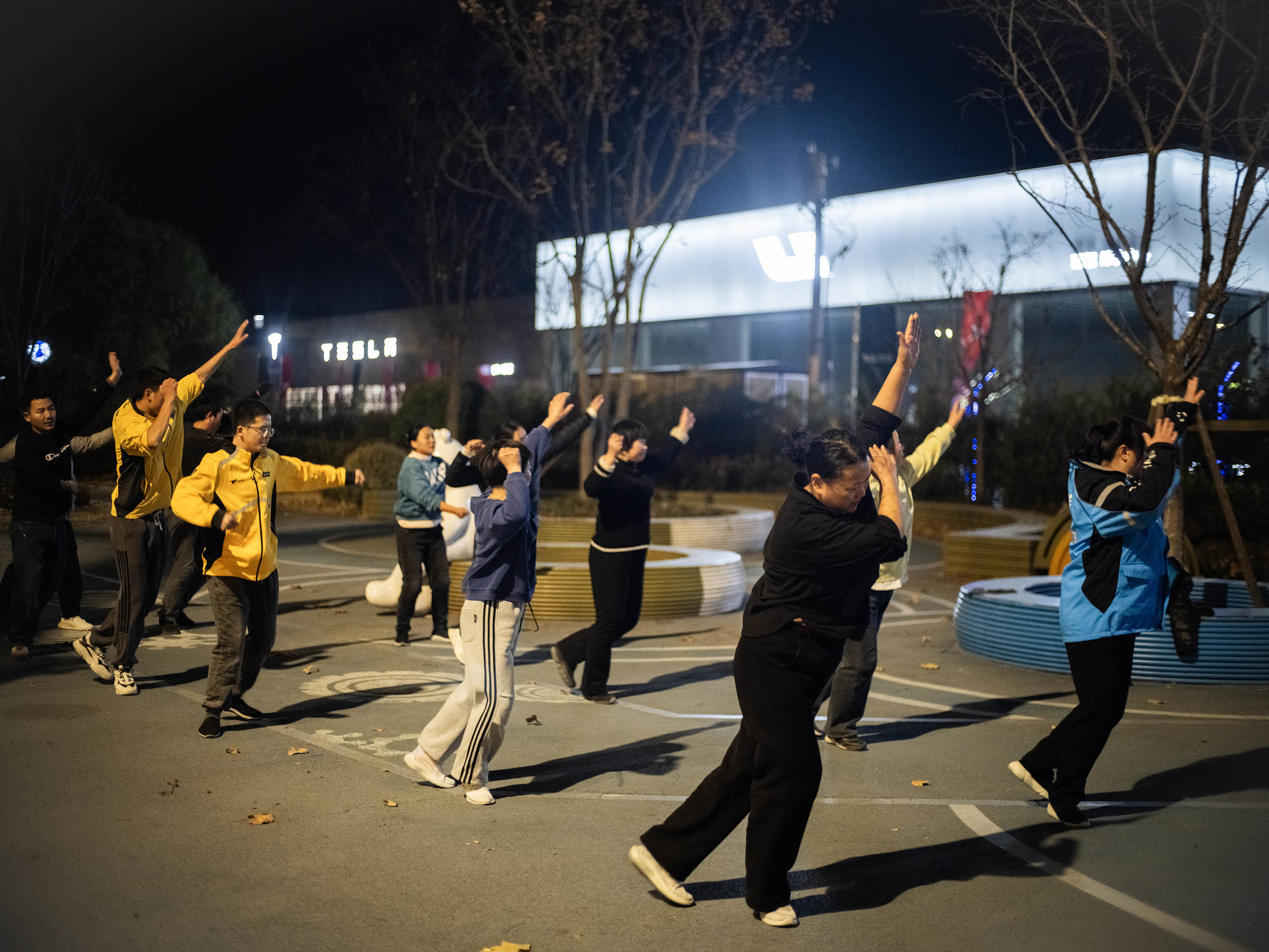The Chinese Parents Dancing to Shake Their Kids’ Cancer Blues